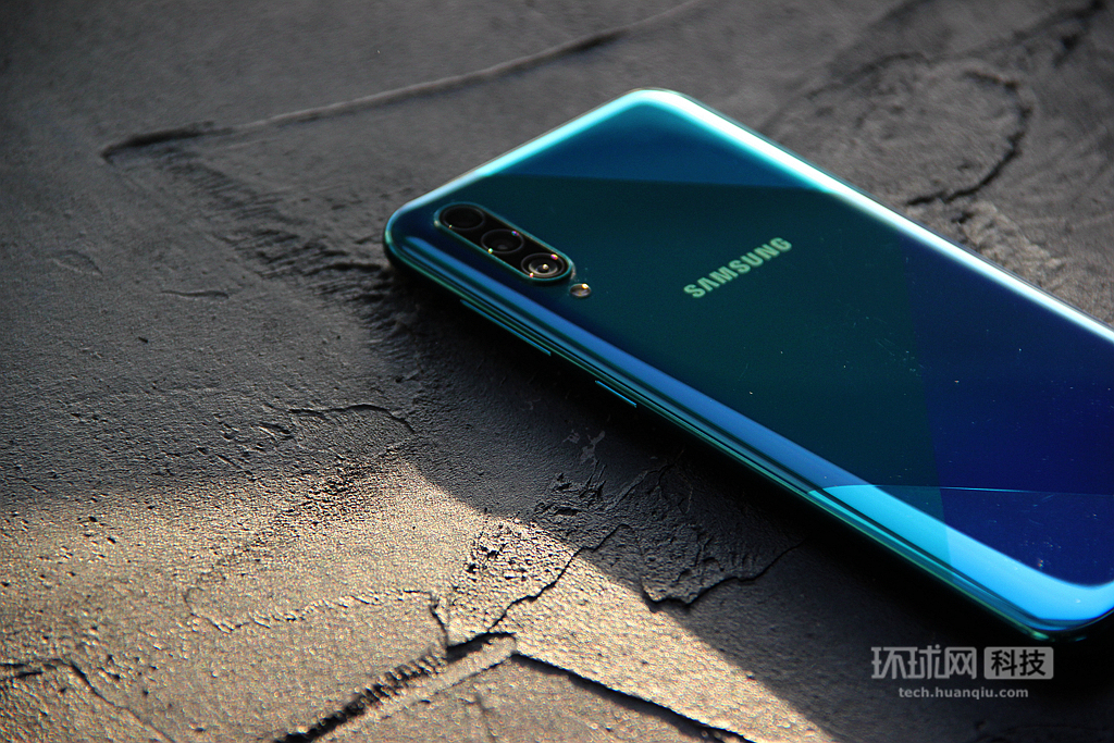 三星Galaxy A50s评测：主打高“颜值”与长续航