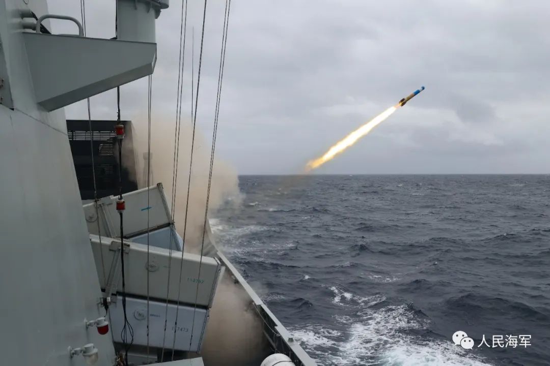 海空呼啸，火力全开