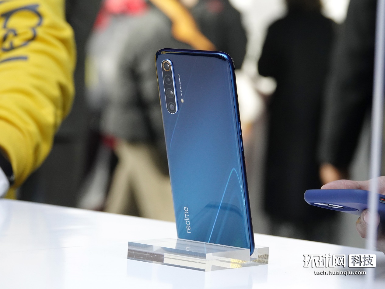 realme真我X50发布：2499元起售，首发realme UI，仍有大师版