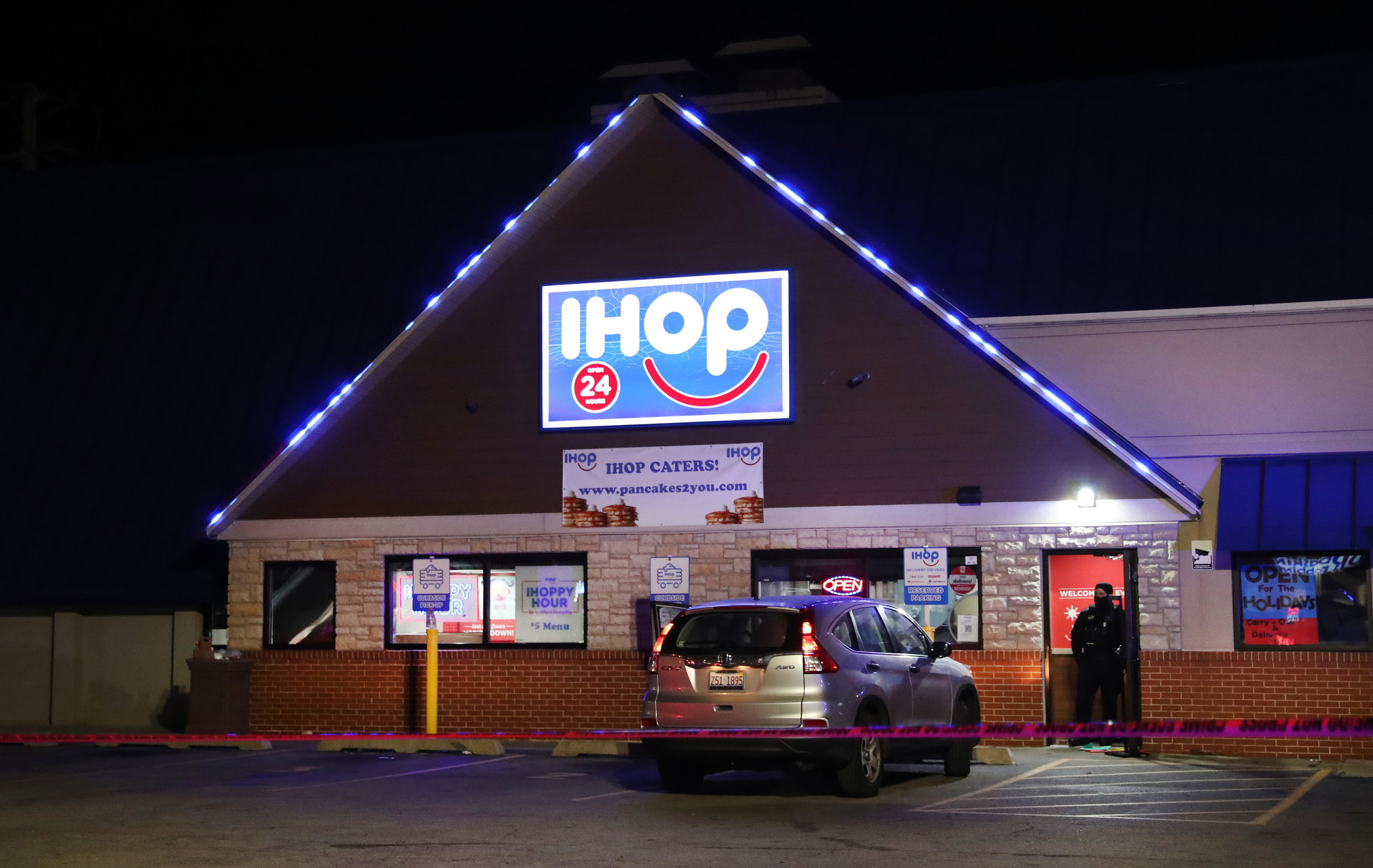 芝加哥发生连环枪击案：枪手肆意射击 一名中国留学生身亡