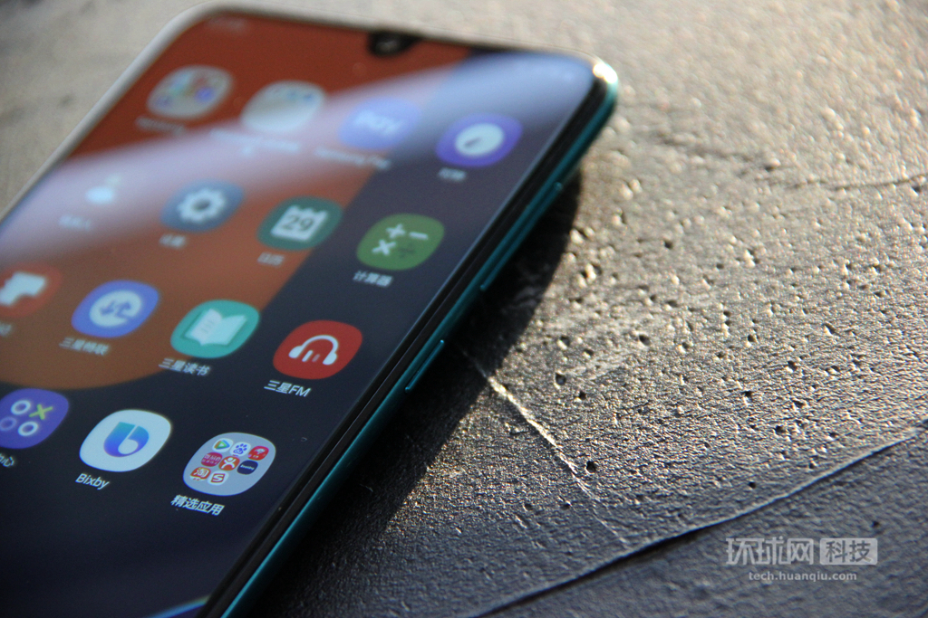 三星Galaxy A50s评测：主打高“颜值”与长续航